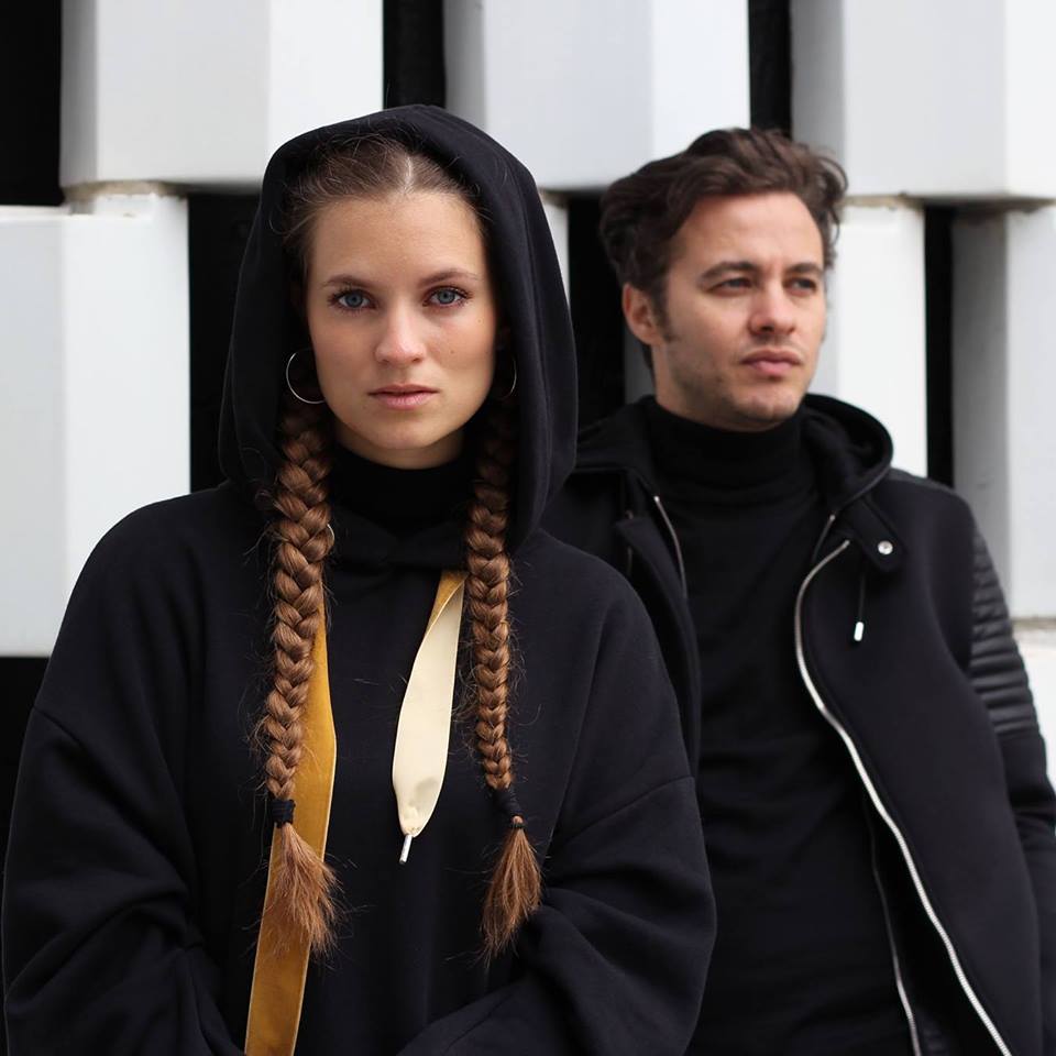 Laura Crowe & Him : connexion alchimique – Musically Yours